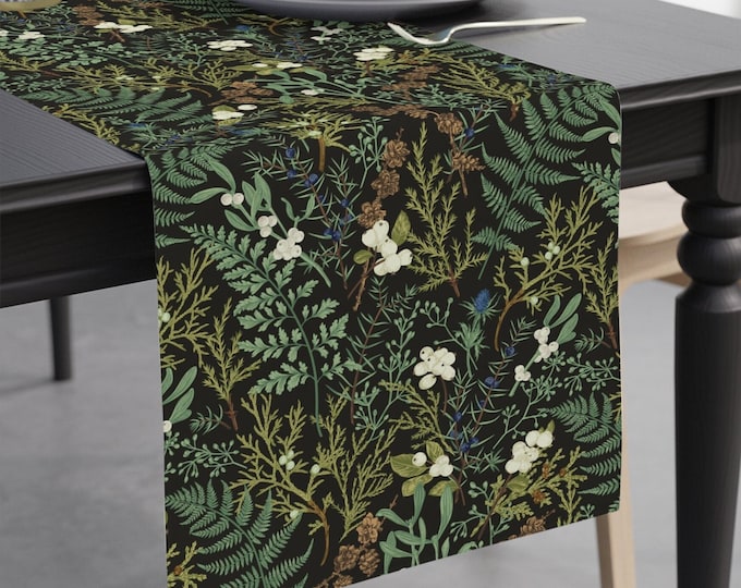 Yuletide Forest Table Runner - Dark Green Rustic Woodland Cottagecore ...