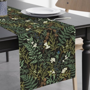 Yuletide Forest Table Runner - Dark Green Rustic Woodland Cottagecore ...