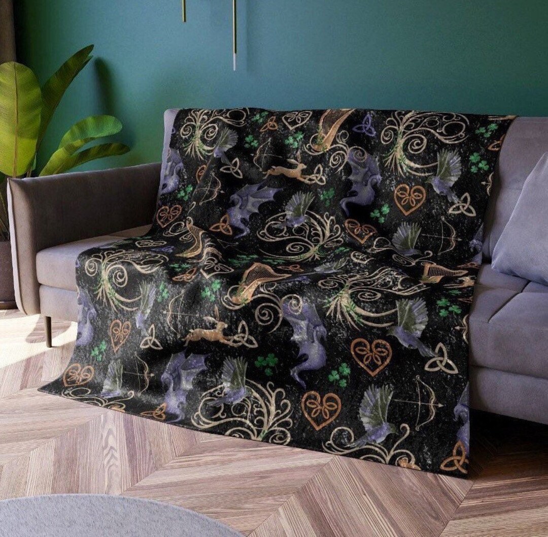Irish Celtic Throw Blanket - Ireland Black Raven Celtic Dragon Tree ...