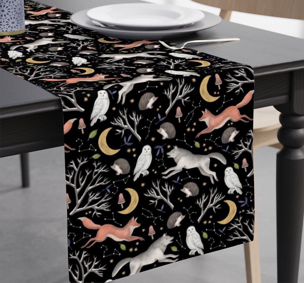Winter Woodland Animal Table Runner Wolf Fox Owl Table Decor - Etsy