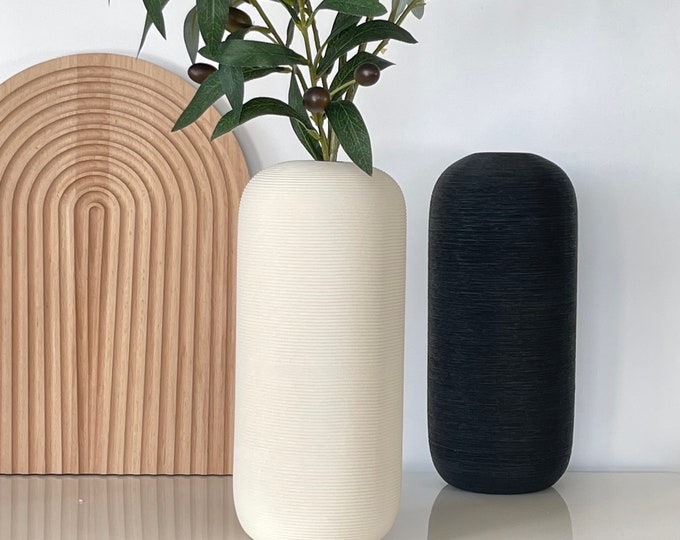 Ripple Ceramic Cylinder Vase, Modern Ceramic Vase, Aesthetic Room Decor ...