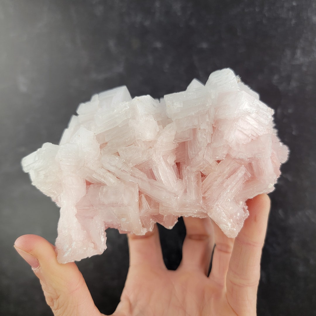 Pink Halite Cluster From Searles Lake, Trona, California. Salt Crystal ...