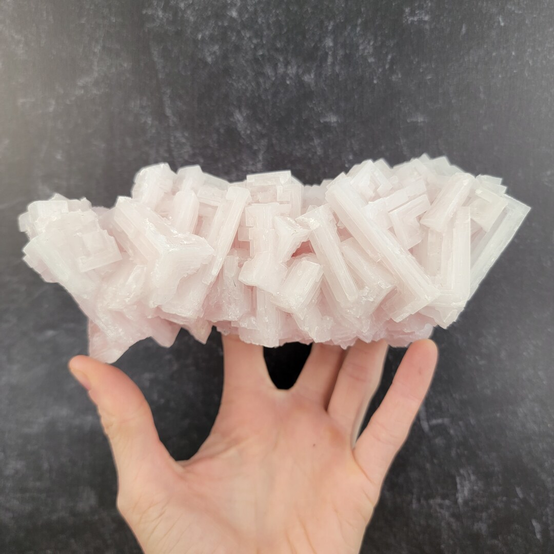 Pink Halite Cluster From Searles Lake, Trona, California. Salt Crystal ...