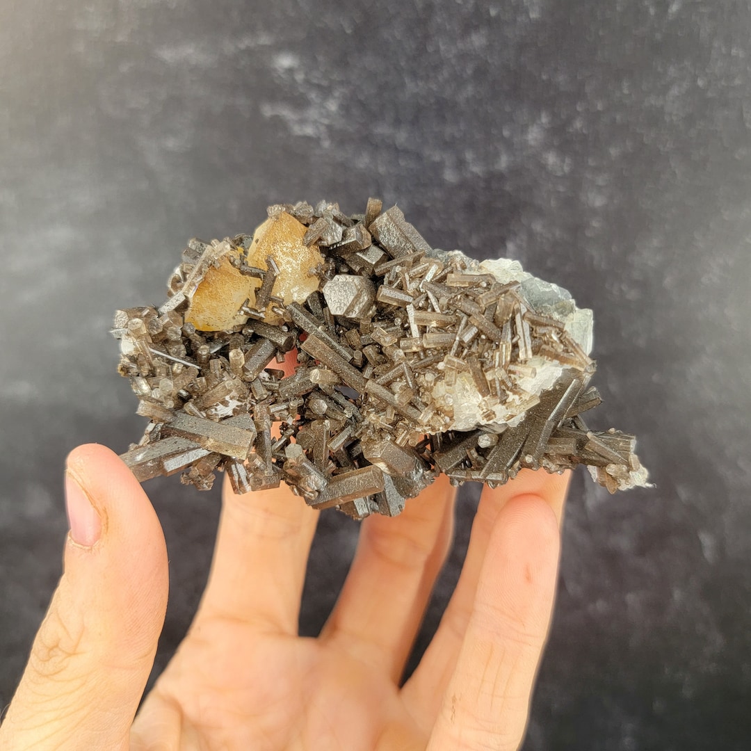 Brown Columnar Calcite With Dogtooth Calcite From Xia Yang Mine, Fujian ...