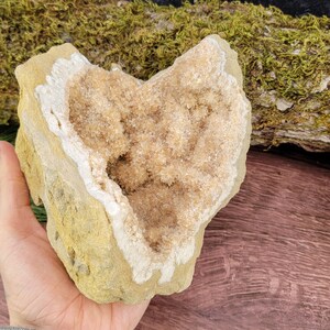 UV Reactive Calcite Geode From Muldraugh Hill, Kentucky, Large ...