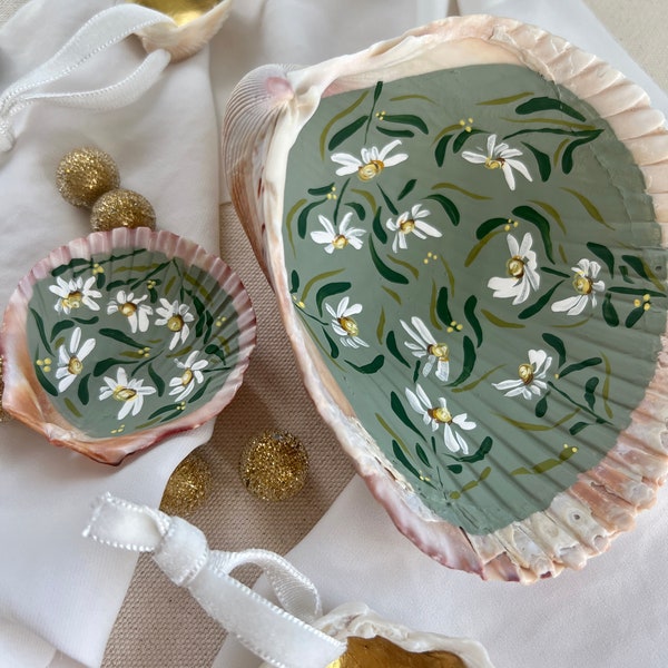 Hand Painted Shells - Etsy