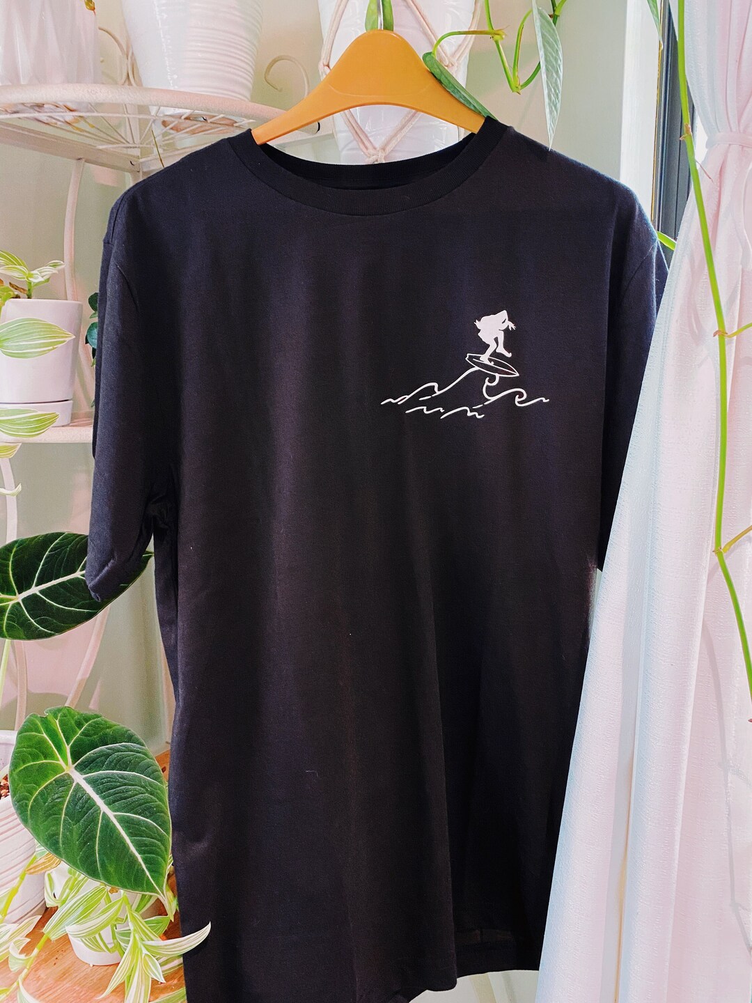 Surfing Grinch Shirt - Etsy