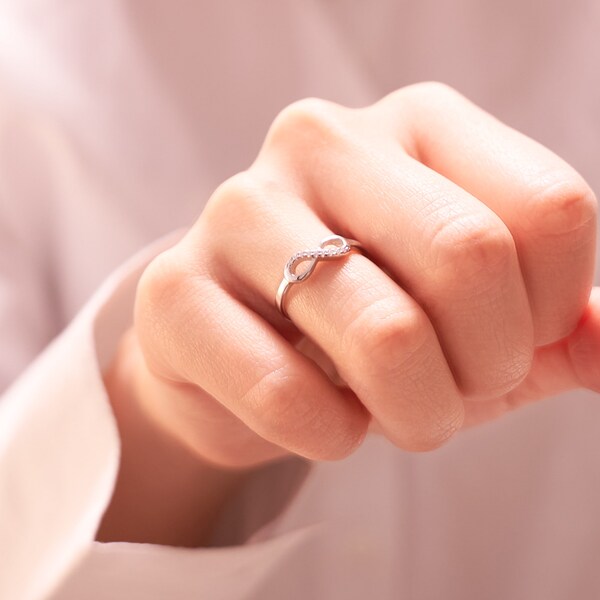 Infinity Ring - Etsy