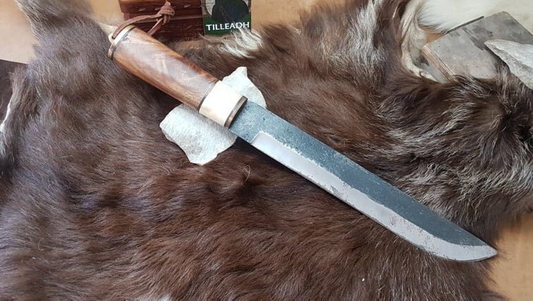 Long Sami scandinavian Knife in Carbon Steel of 43 Cm // Wood, Bone and ...