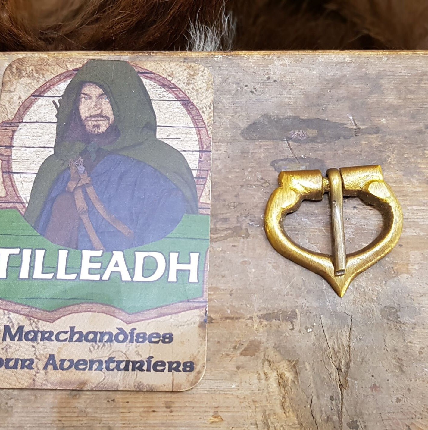 Medieval Loop // Medieval // Brass - Etsy UK