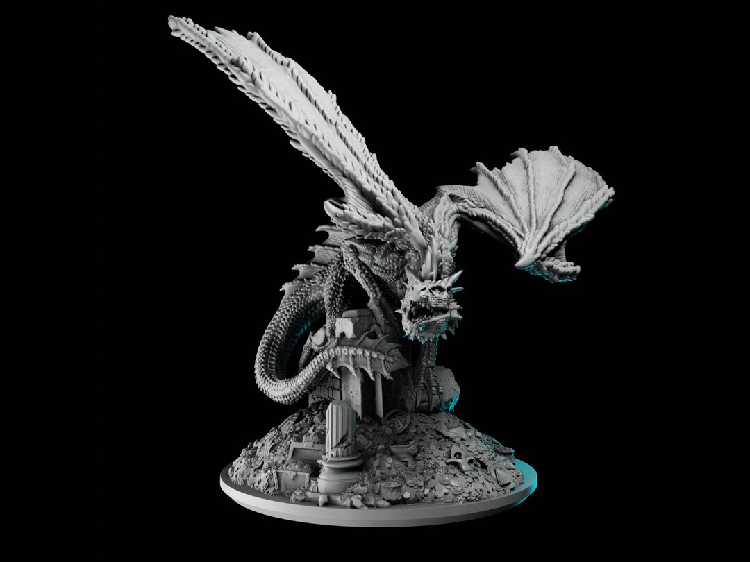 Adult Gold Dragon Tabletop Mini Dungeons and Dragons D&D Pathfinder RPG ...