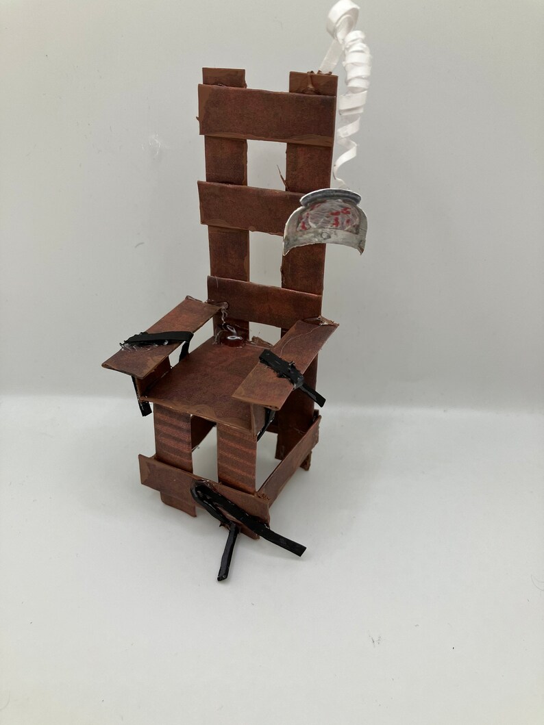 DIY Electric Chair for 1:12 Scale Dollhouse Halloween and - Etsy