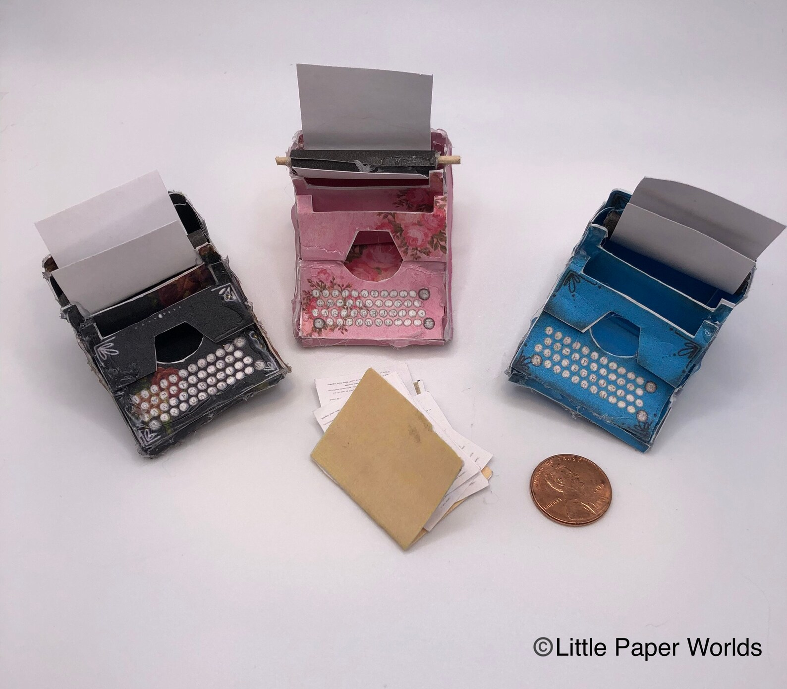 Dollhouse Vintage Typewriters Printable 1:12 Scale Pink Teal - Etsy