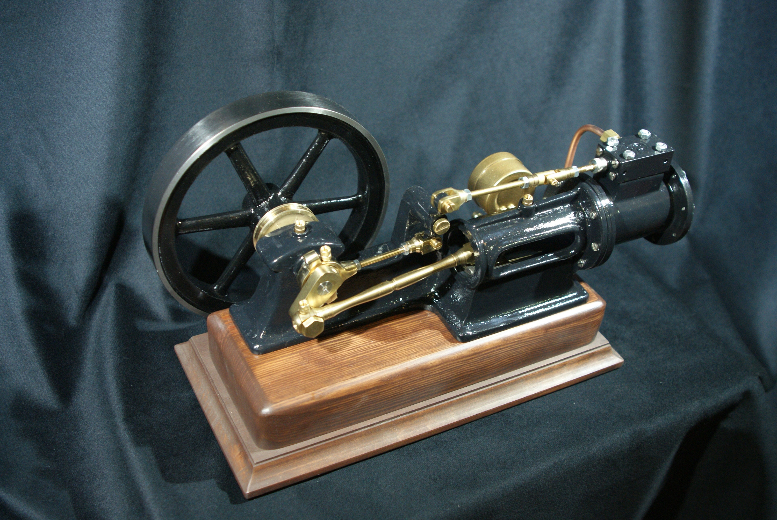 Horizontal Model of a Steam Engine - Etsy
