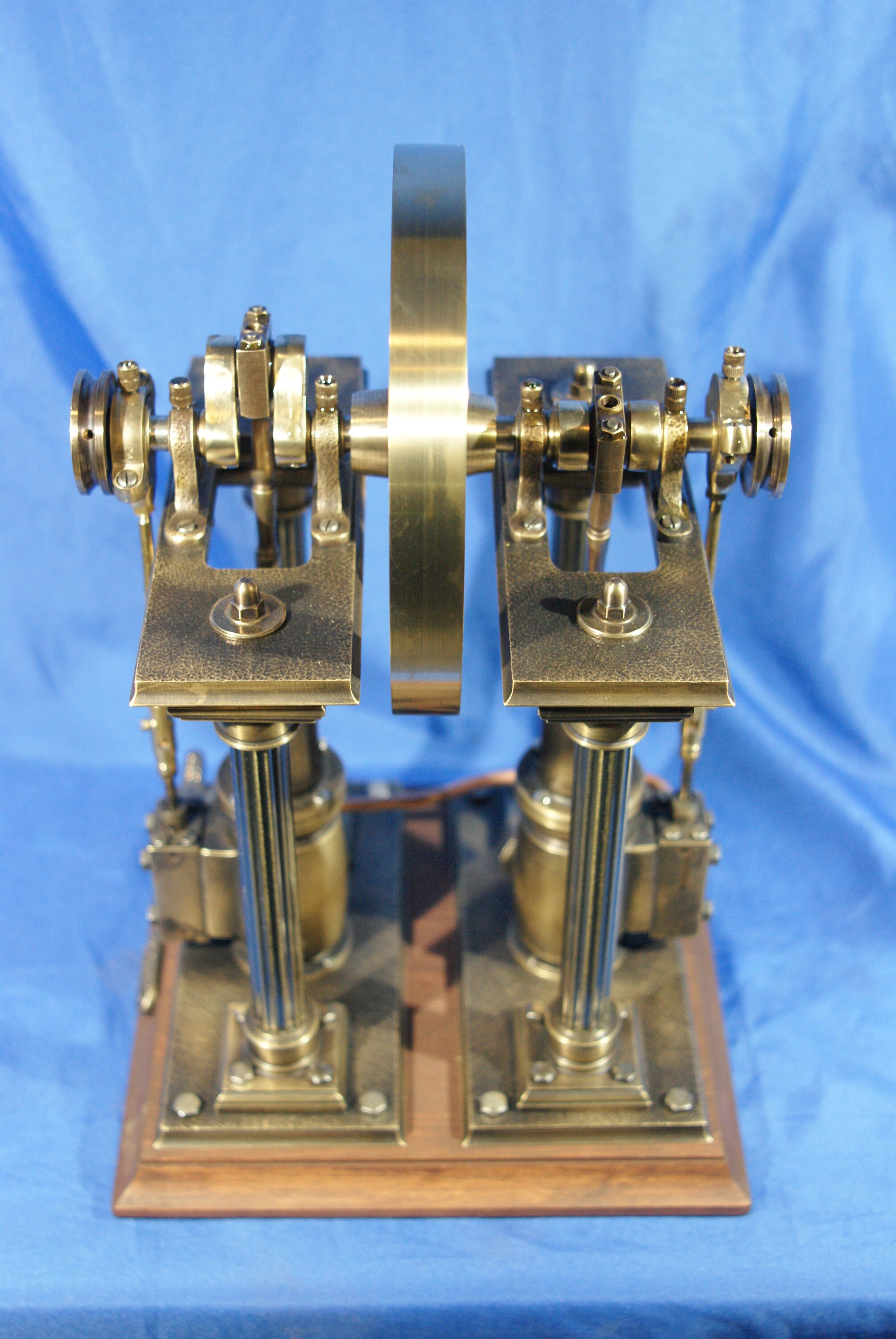 PSE - Large Vertical Twin-cylinder Steam Engine - Etsy