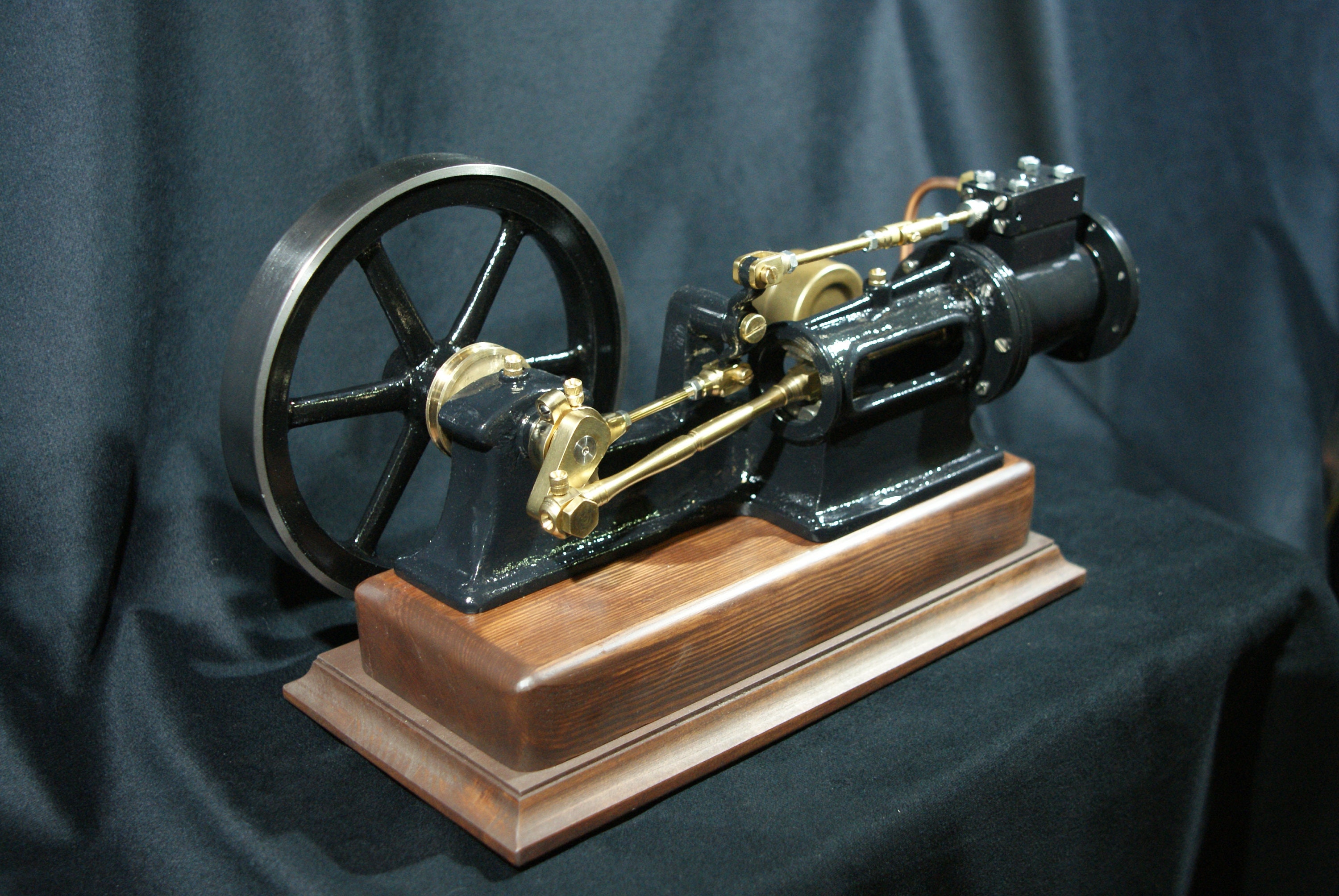 Horizontal Model of a Steam Engine - Etsy