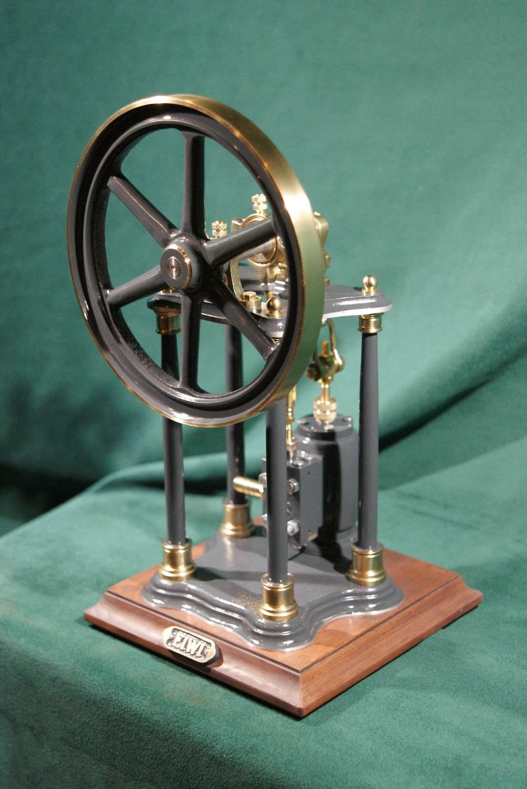 Vertical Model of a Steam Engine - PSE - Etsy
