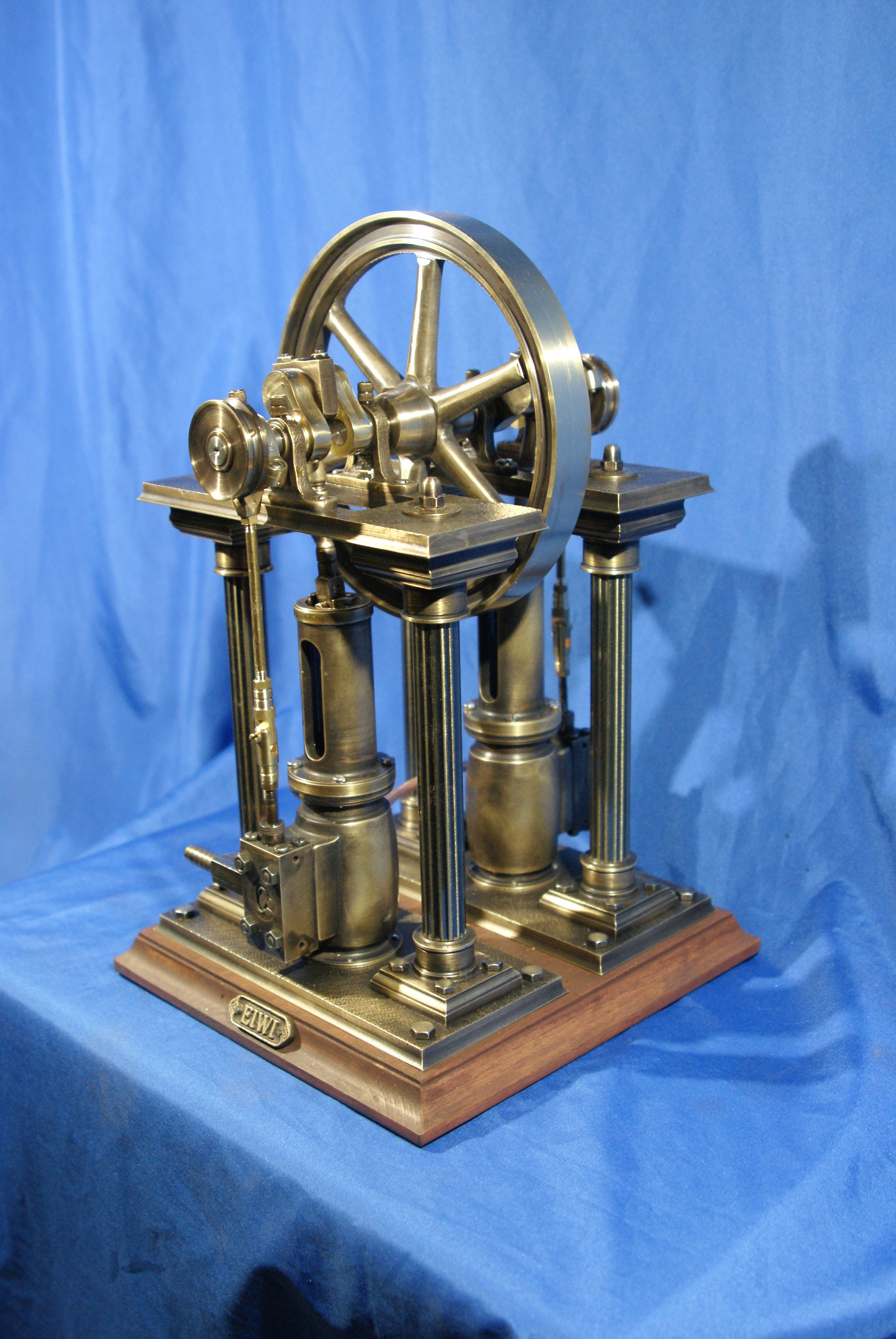 PSE Large Vertical Twin-cylinder Steam Engine - Etsy
