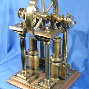 PSE - Large Vertical Twin-cylinder Steam Engine - Etsy