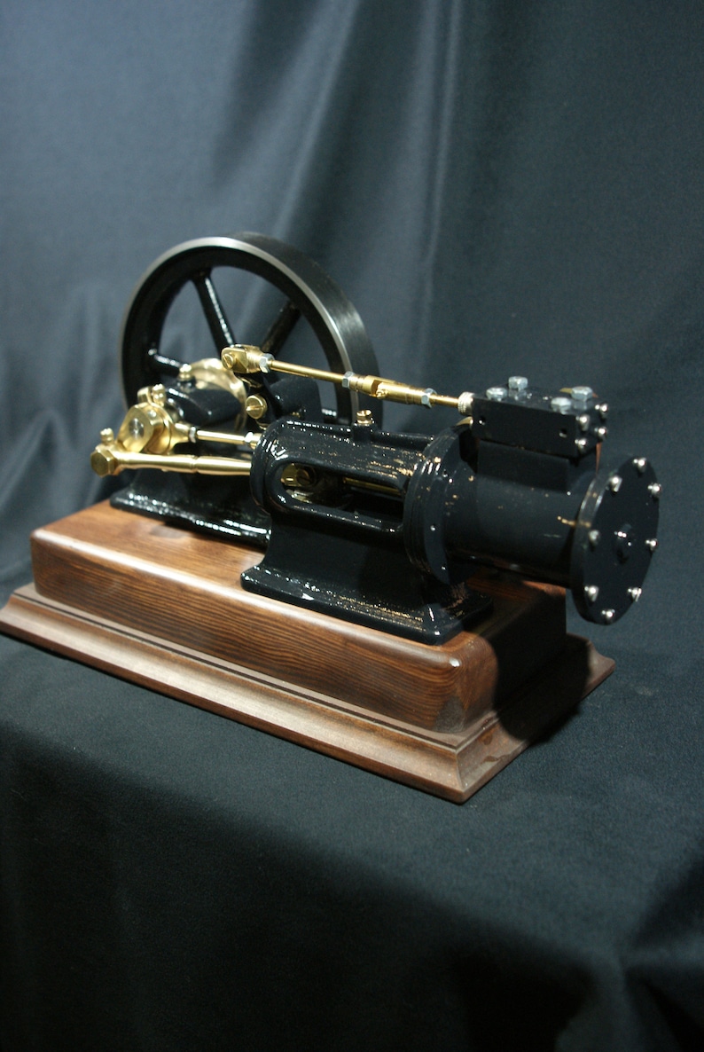 Horizontal Model of a Steam Engine - Etsy