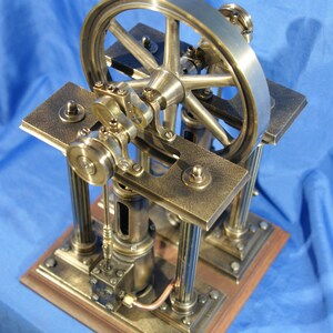 PSE - Large Vertical Twin-cylinder Steam Engine - Etsy