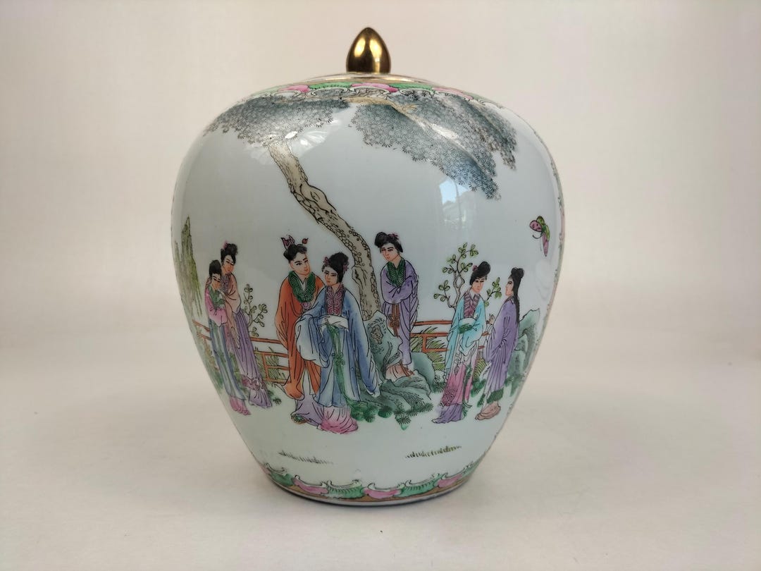 Chinese Famille Rose Ginger Jar Decorated With an Imperial Garden Scene ...