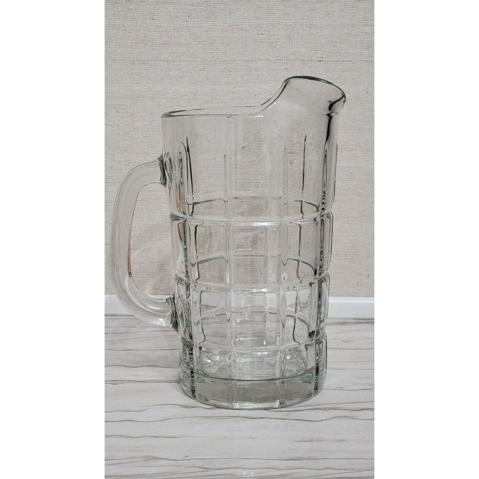 VINTAGE Anchor Hocking Glass Pitcher 64 Oz. TARTAN Clear Cut Glass 5 X ...