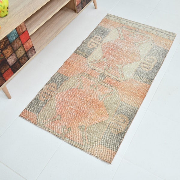 2x4 Runner Rug - Etsy