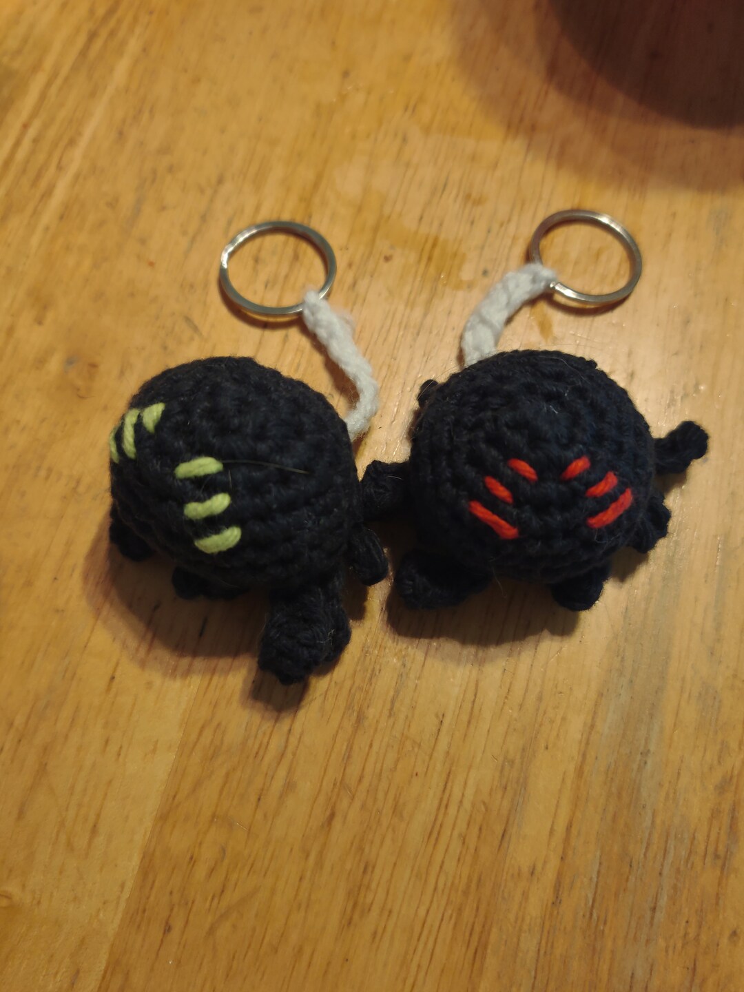 Mini Spiders, Spider Keychain, Set of 2, Crochet Spiders, Halloween ...