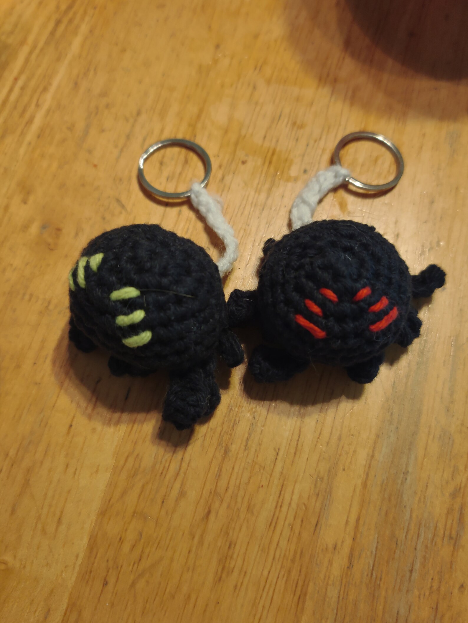 Mini Spiders, Spider Keychain, Set of 2, Crochet Spiders, Halloween ...
