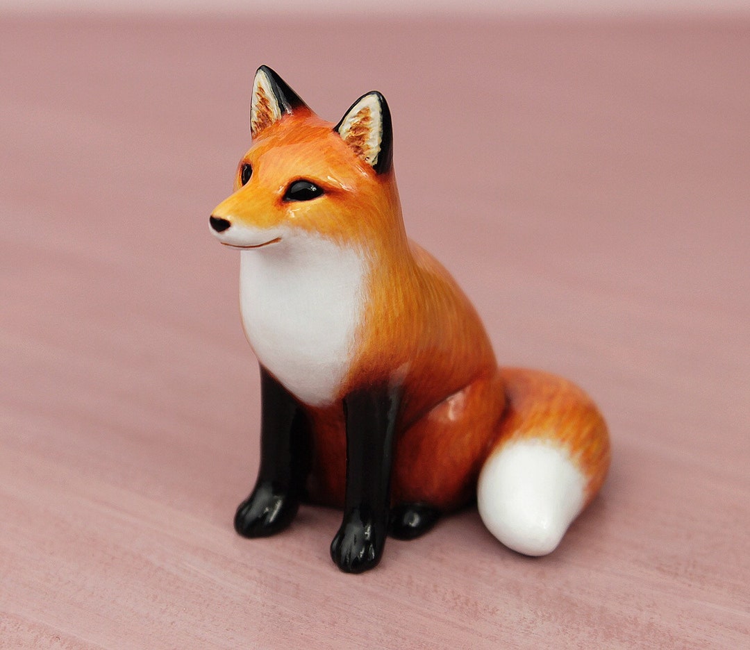 Sitting Red Fox - Handmade Animal Figurine - Etsy