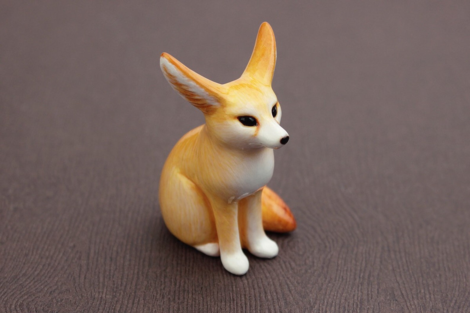 Sitting Fennec Fox - Handmade Animal Figurine - Etsy