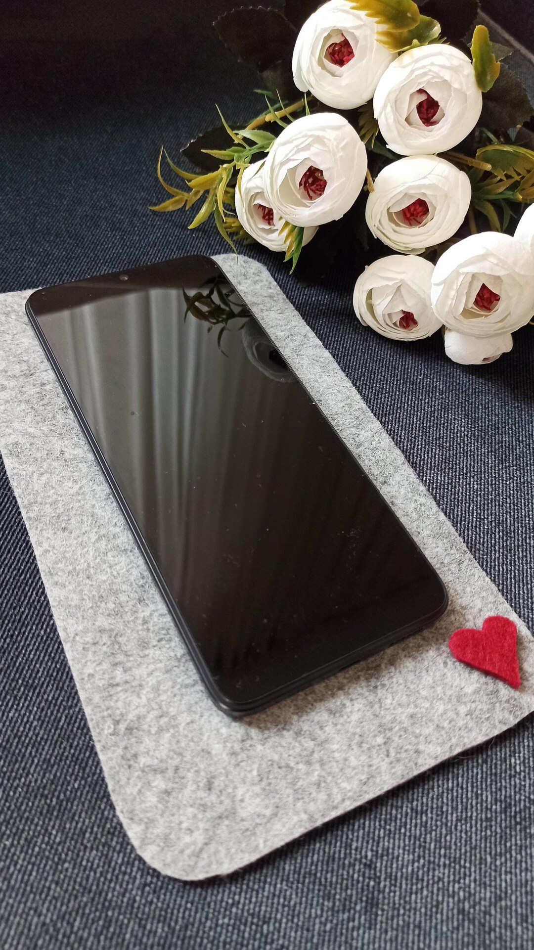 Felt Phone Mat,grey Felt Phone Ped With Red Heart,sustainable Phone Pad ...