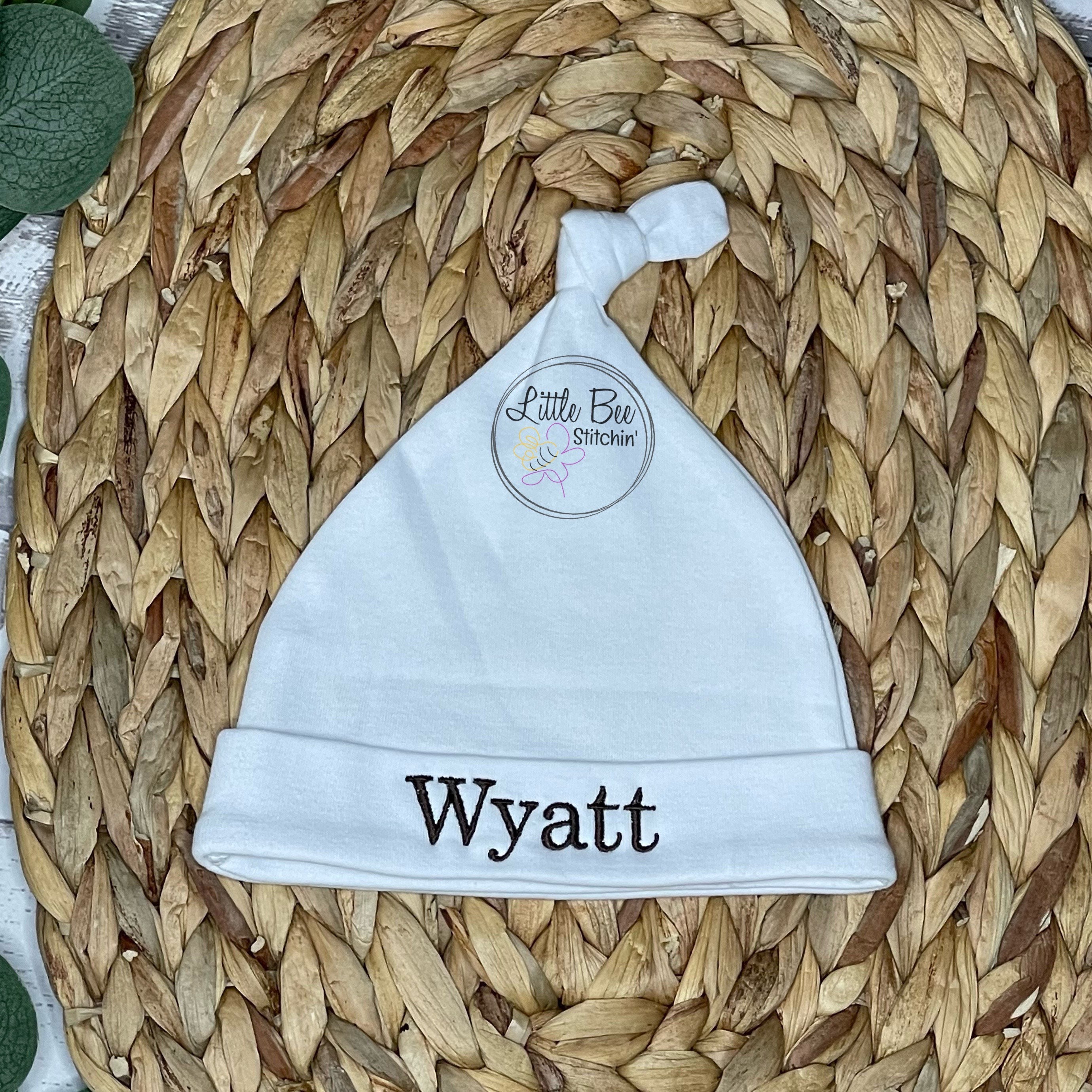 Personalized Embroidered Baby Boy Gown and Bib Set Newborn - Etsy