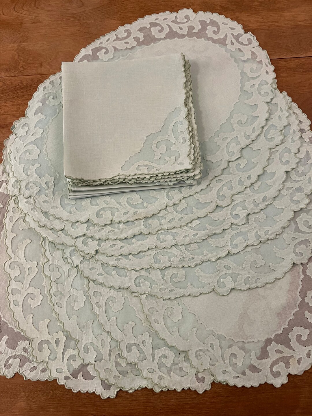 10 Madeira Lace Placemats and Napkins, Green Vintage Table Linens - Etsy