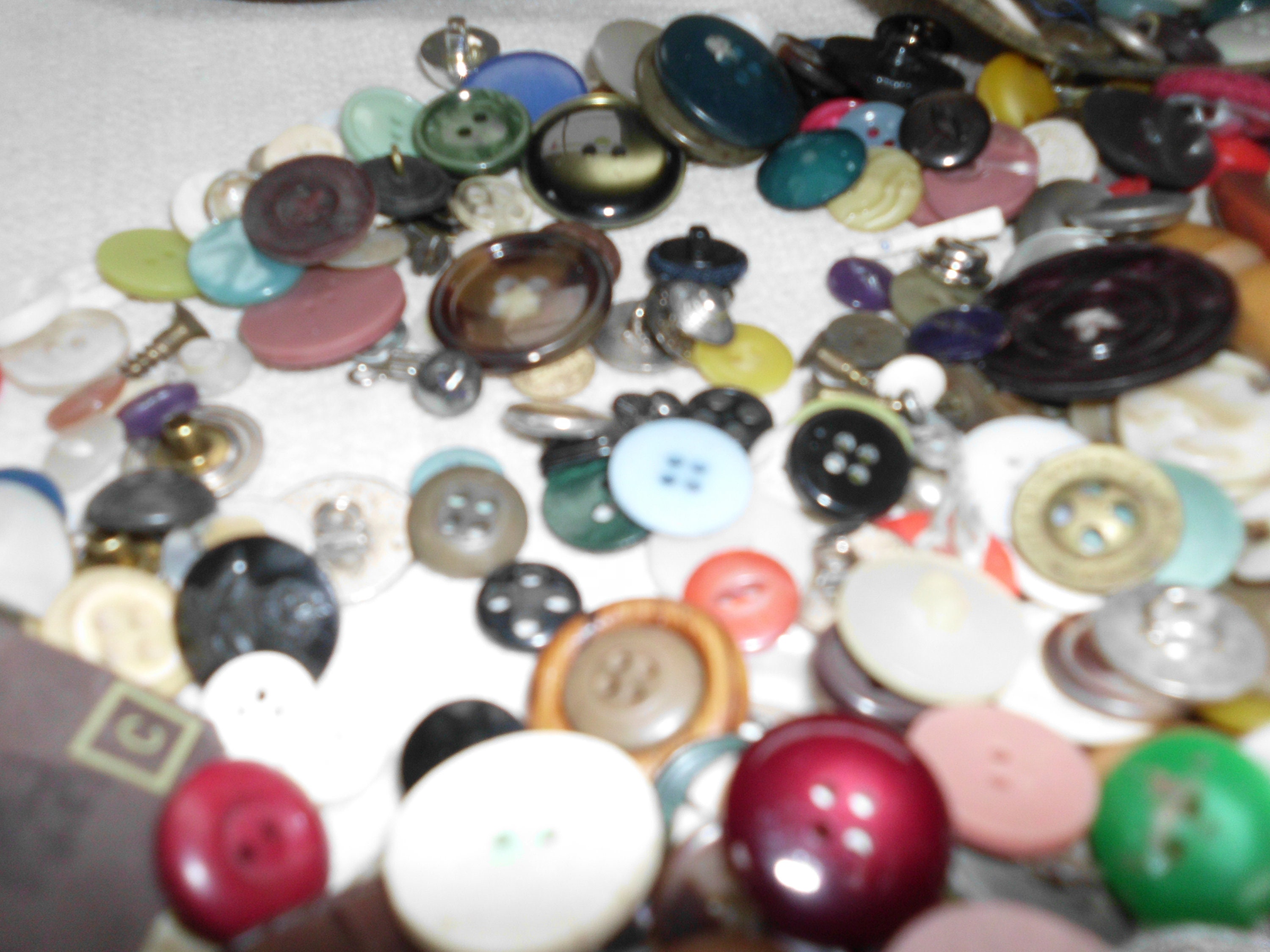 Old Tin Vintage Buttons Reclaimed From Auction House Unsorted Variety ...
