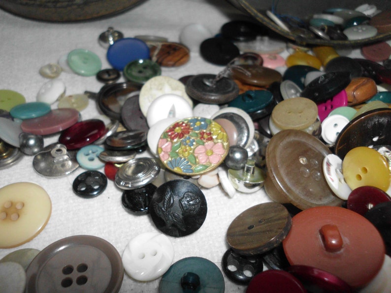 Old Tin Vintage Buttons Reclaimed From Auction House Unsorted Variety ...