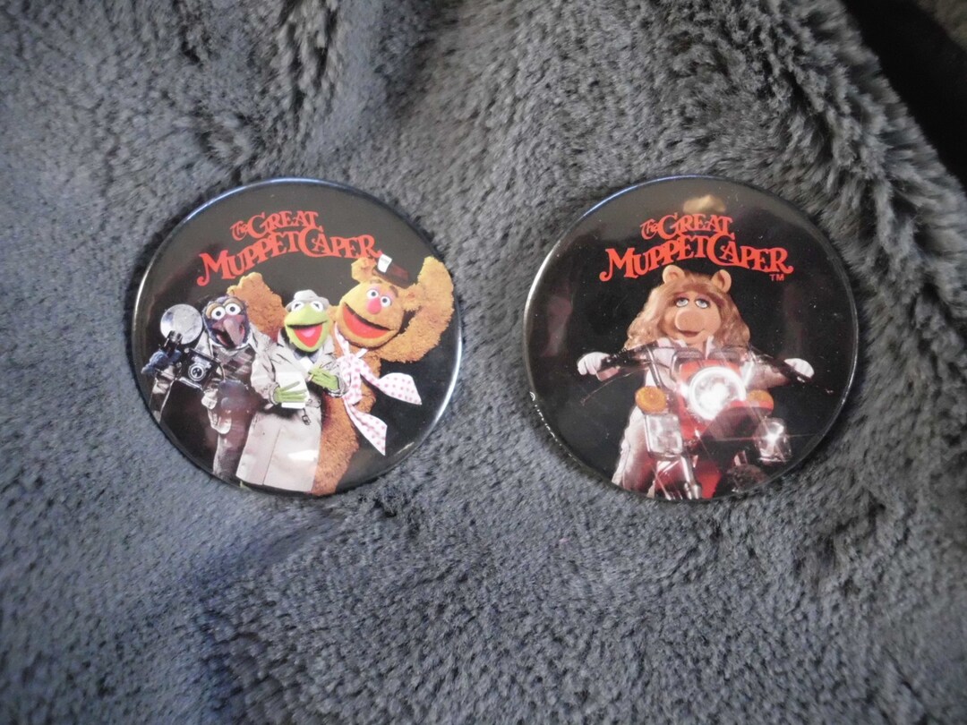 The Muppets Great Muppet Caper Pin Badge Pair Original From 1980s FILM ...