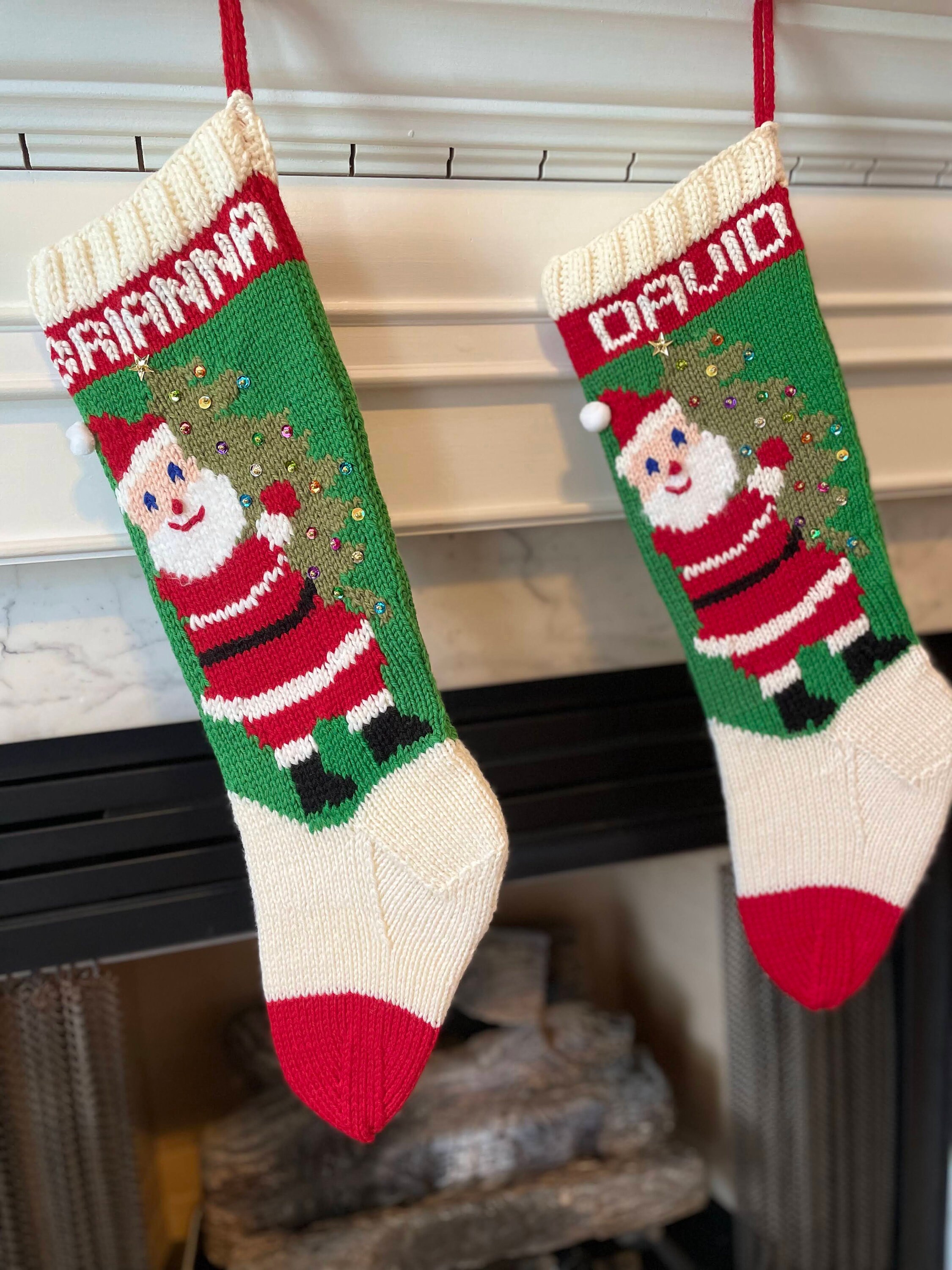 Pattern || Santa With Christmas Tree - Etsy