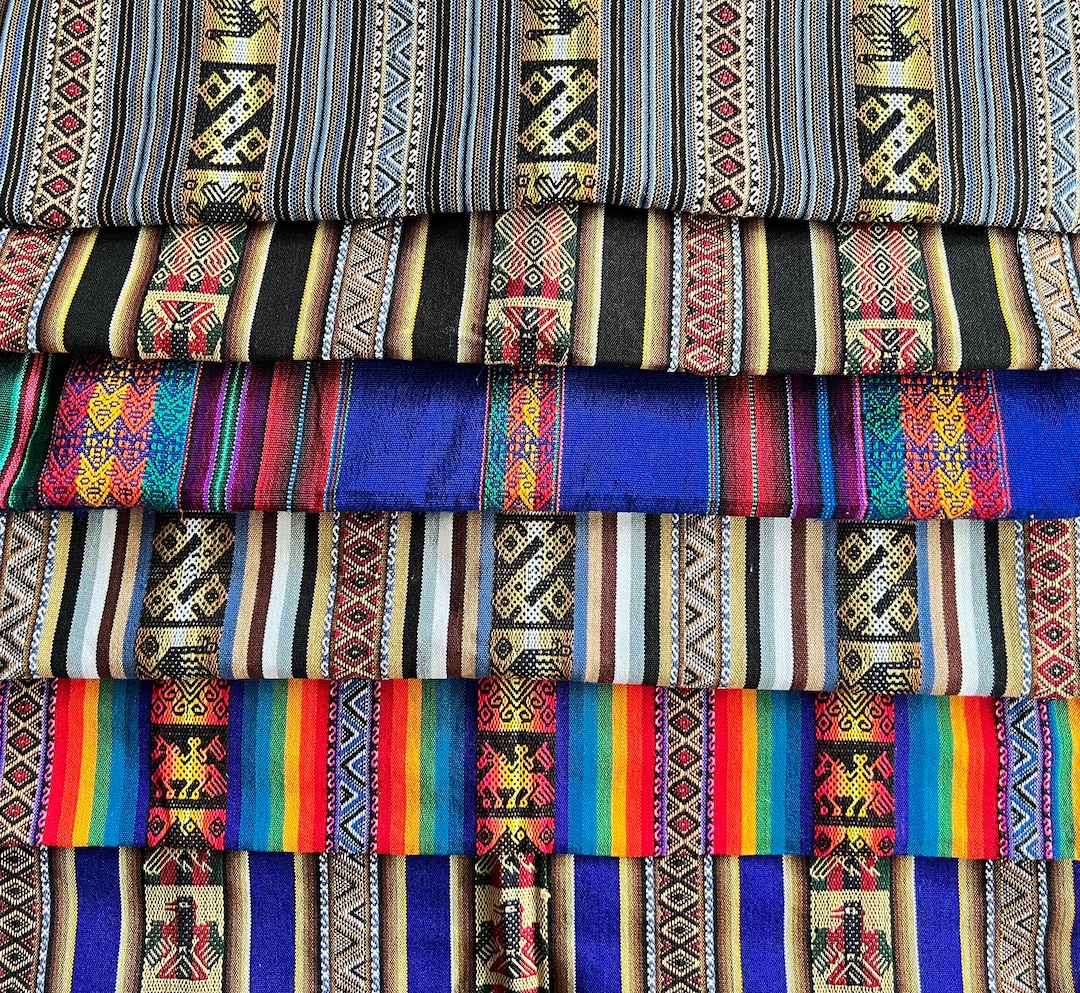 Peruvian Andean Altar Cloth. Ceremonial Cloth. Mesa Altar.shaman Altar ...