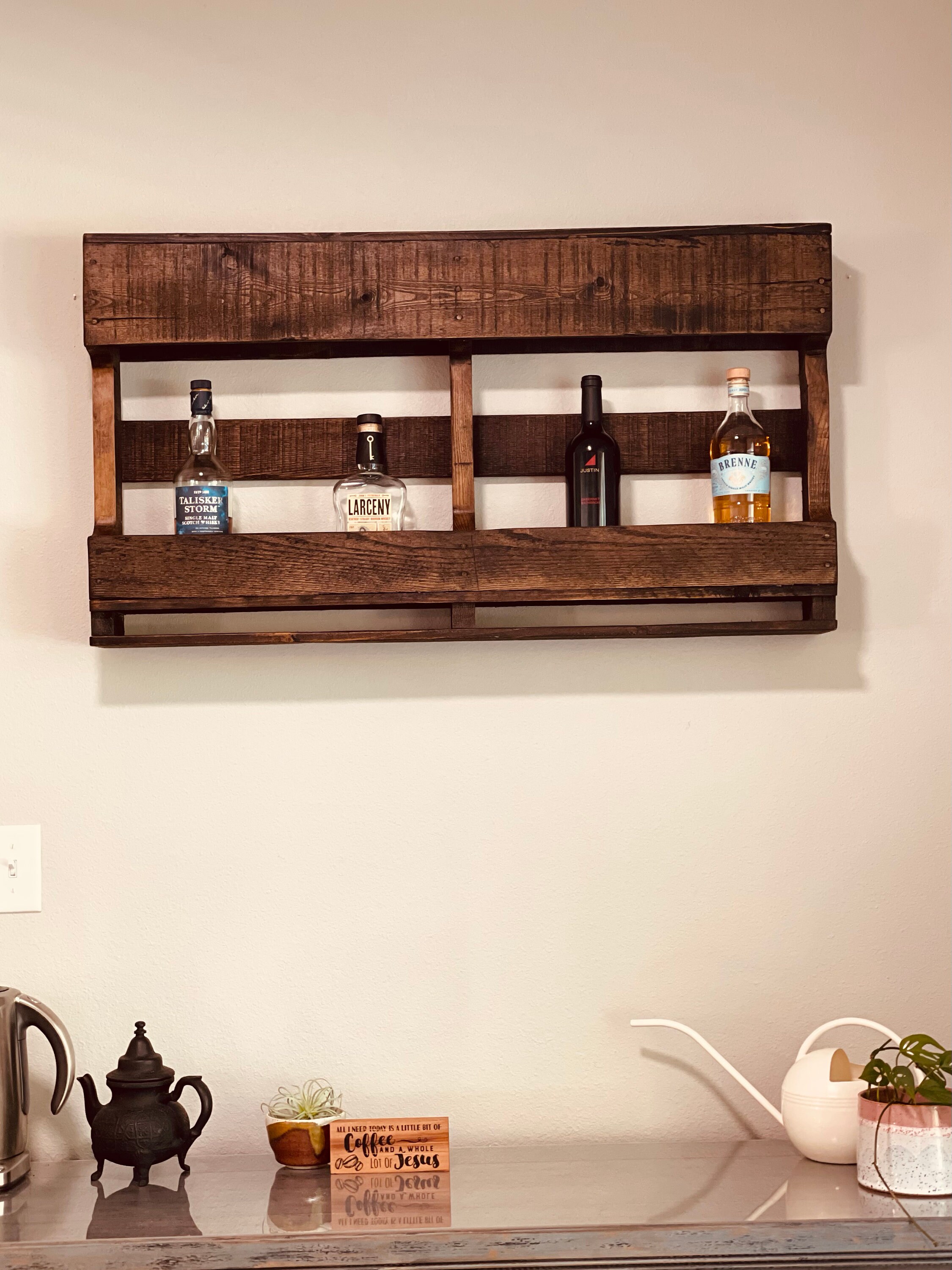 Wood Pallet Liquor Rack - Etsy