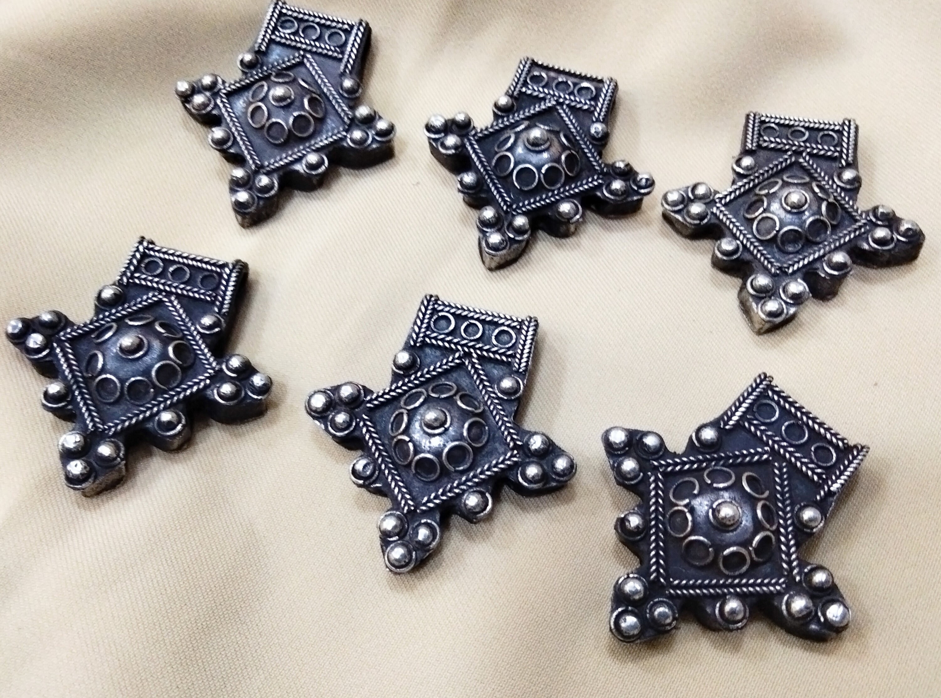Morocco 6 Old Berber Cross boghdad, Tuareg Cross, Berber Jewelry ...