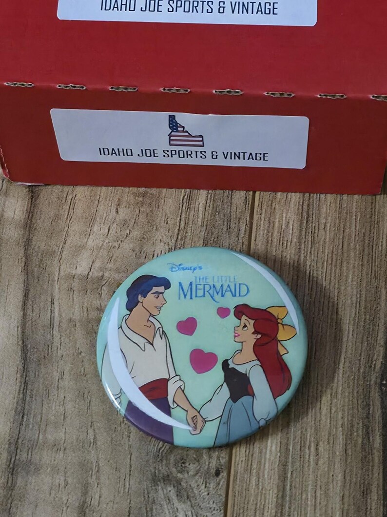 Vintage 1990s Disney’s the Little Mermaid Button Hearts Pin Back Button ...