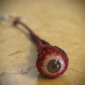 Severed Bloody Eye Keychain Body Gore Horror Wearable Art - Etsy