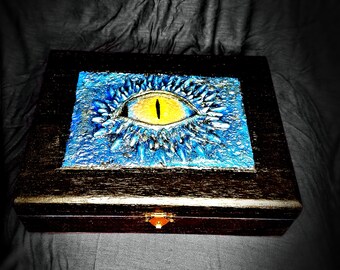 Dragon Eye Box | Etsy