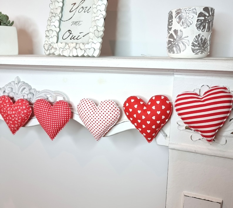 Red Heart Garland Valentines Day Heart Garland Fall in Love - Etsy