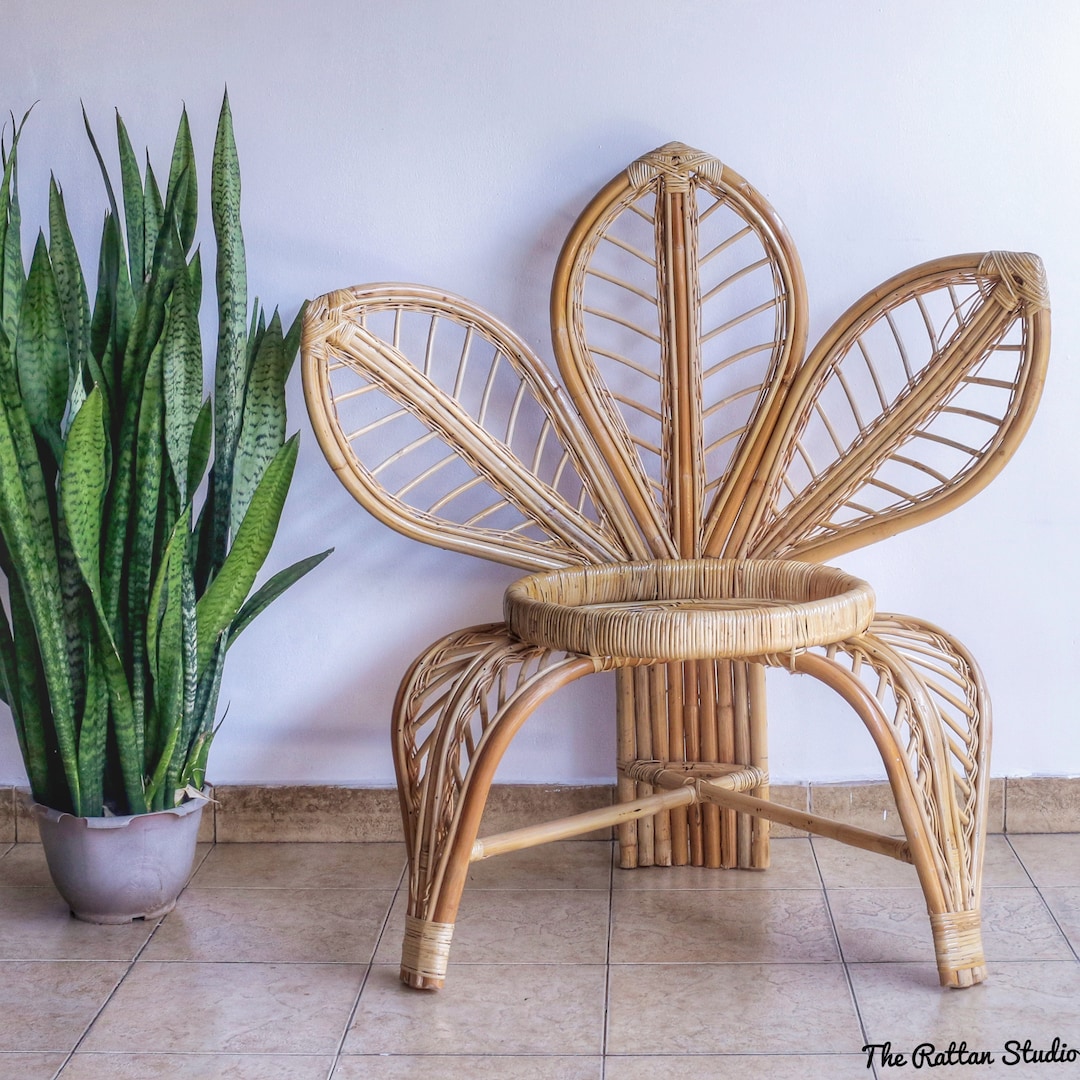Handmade Lotus Leaf Style Rattan Wicker Chair Floral Design Elegant ...