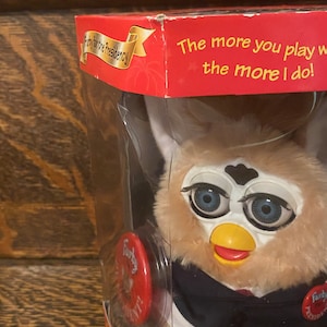 Vintage Furby 2000 Tiger Electronics Furby for President NRFB Limited ...
