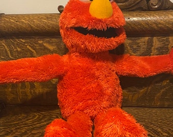 Sesame Street Big Hugs ELMO Plush Toy Talking Hug Doll Plush Elmo ...
