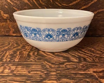 Vintage Pyrex Bowl W/handles 443 2-1 "horizon Blue" - 2.50 ...